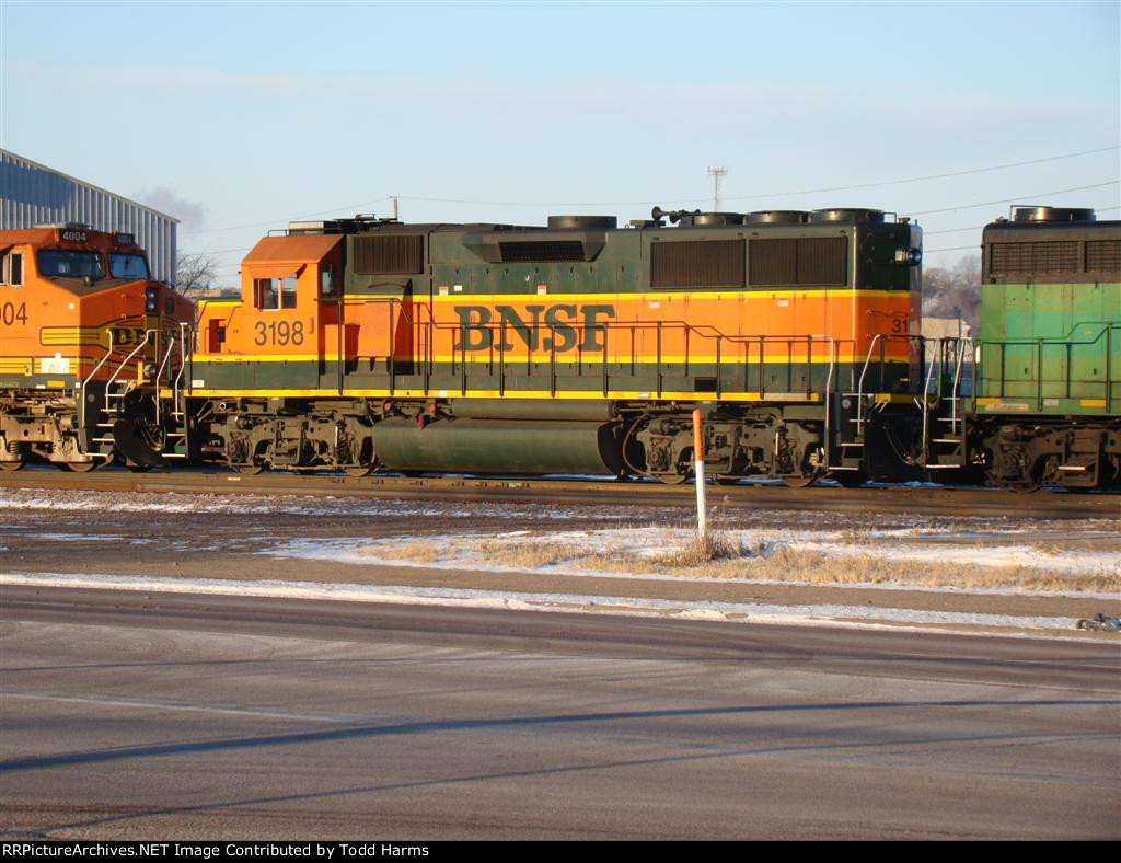 BNSF 3198